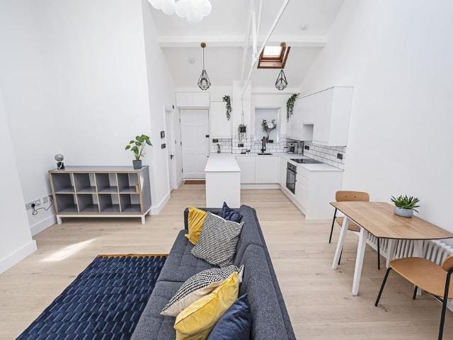 Studio to rent