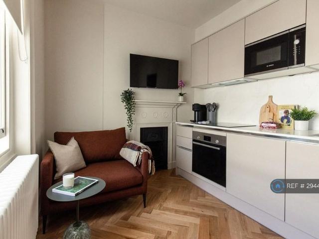 Studio to rent