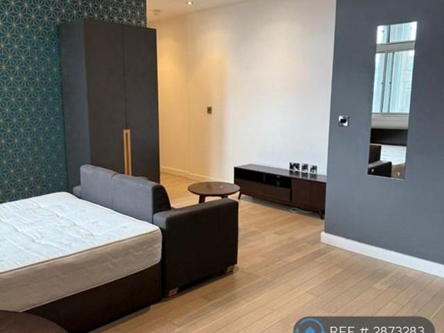 Studio to rent