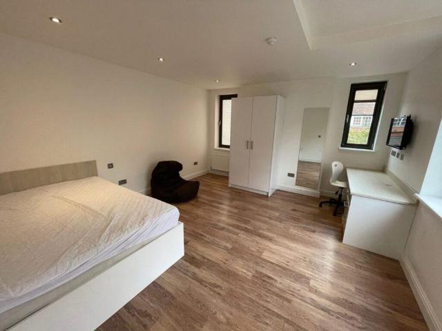 Studio to rent