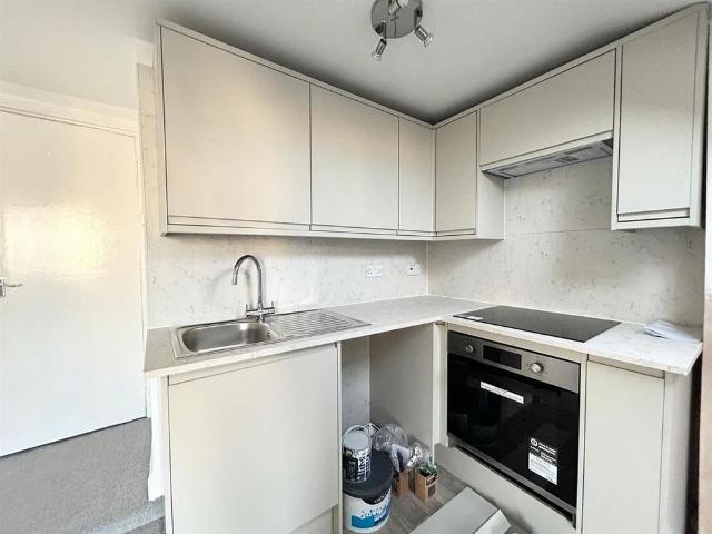 Studio to rent