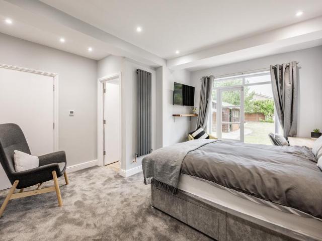 Studio to rent