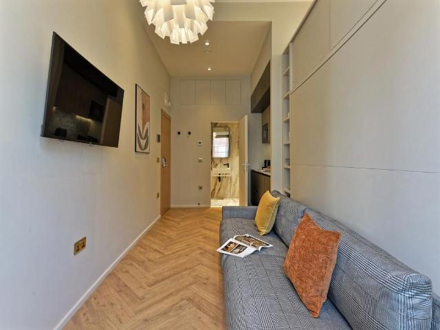 Studio to rent