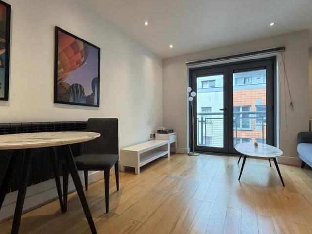 Studio to rent