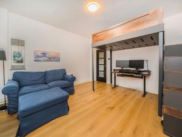 Studio to rent