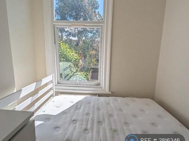 Studio to rent
