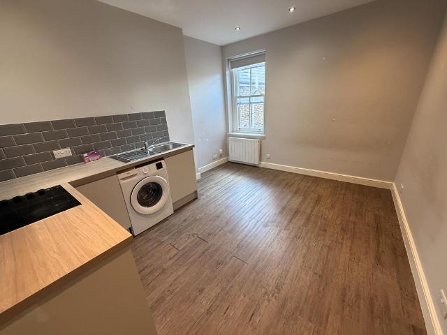 Studio to rent