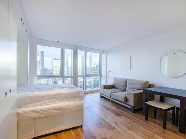 Studio to rent
