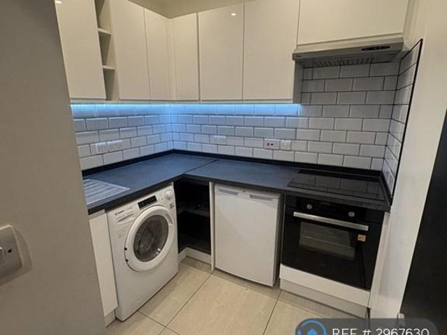 Studio to rent