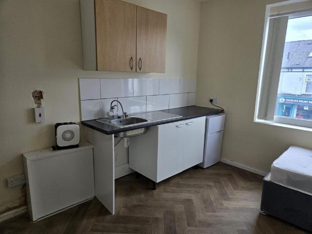 Studio to rent
