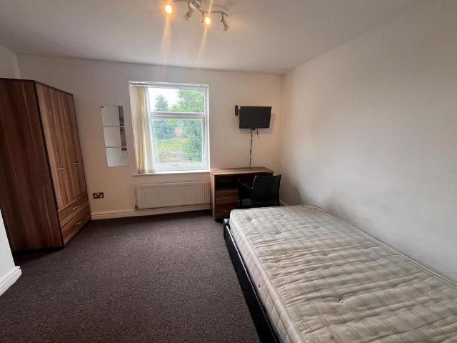 Studio to rent