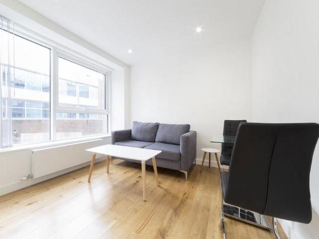 Studio to rent