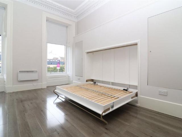 Studio to rent