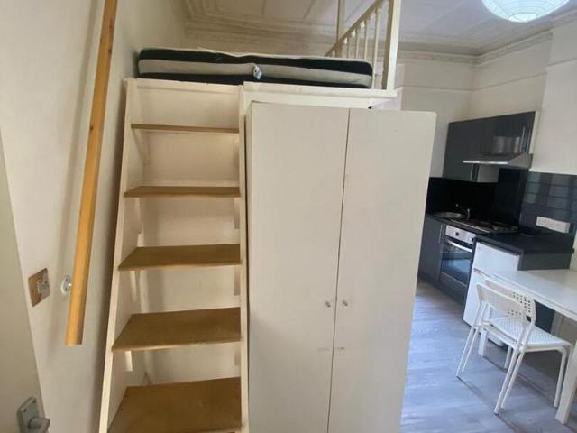 Studio to rent