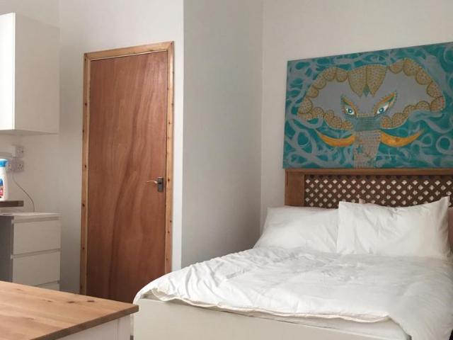 Studio to rent