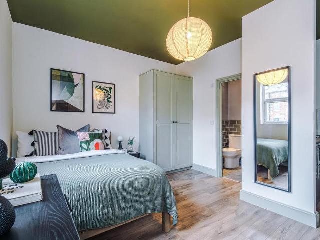 Studio to rent