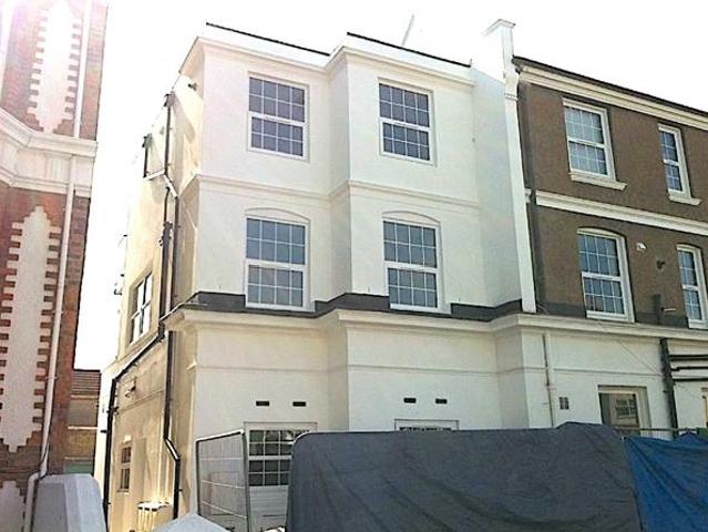 Studio to rent