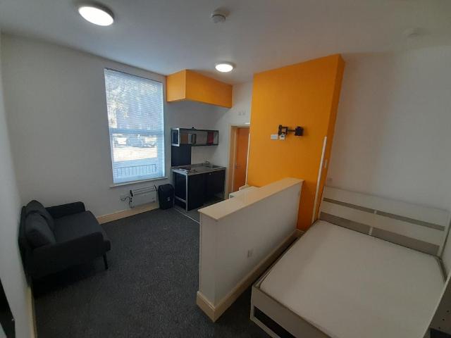 Studio to rent