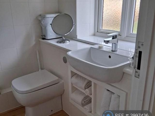 Studio to rent