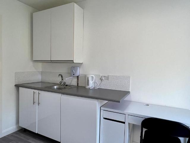 Studio to rent