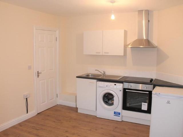 Studio to rent