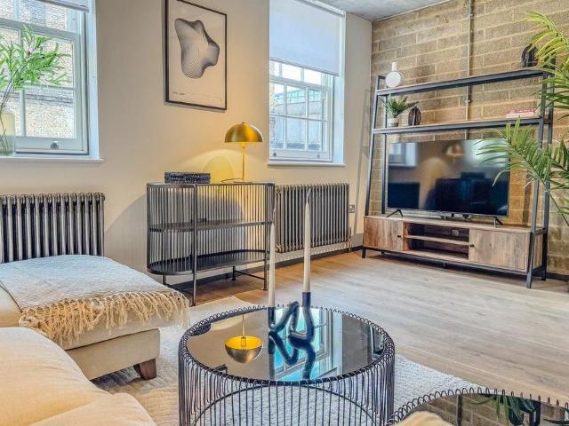 Studio to rent