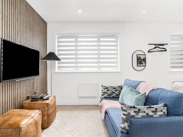 Studio to rent