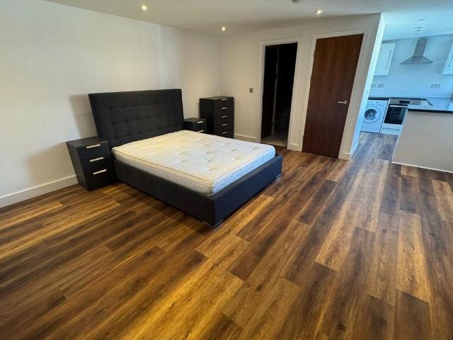 Studio to rent