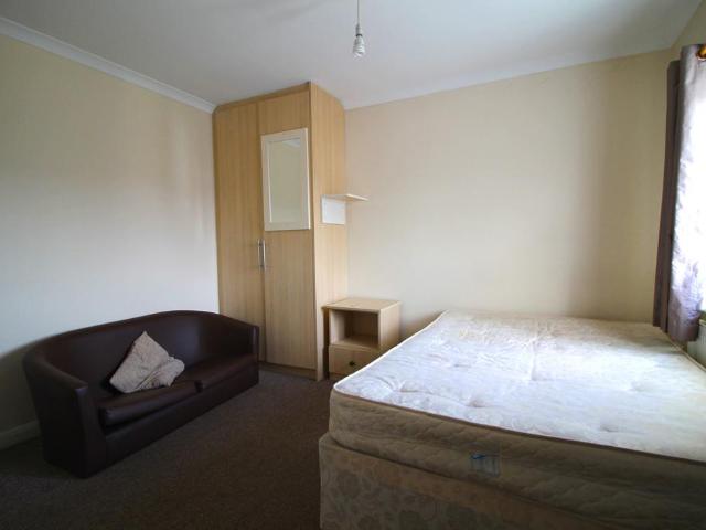 Studio to rent