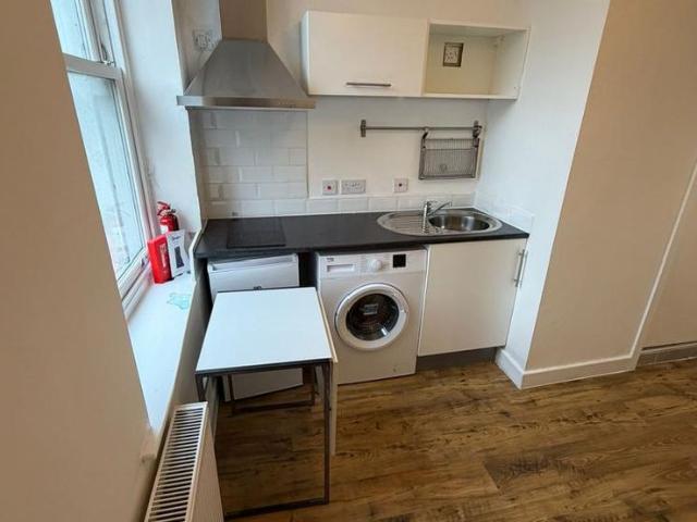 Studio to rent