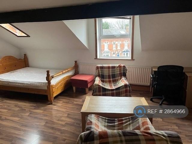 Studio to rent