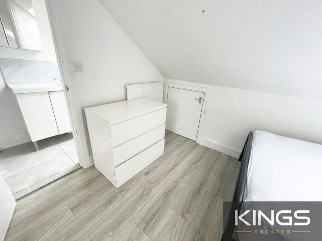 Studio to rent