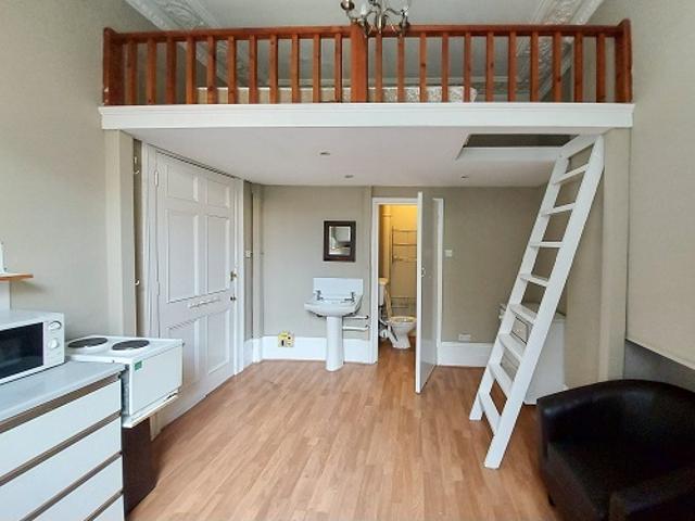 Studio To Rent