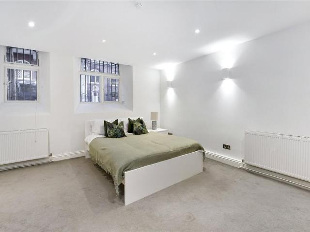 Studio to rent
