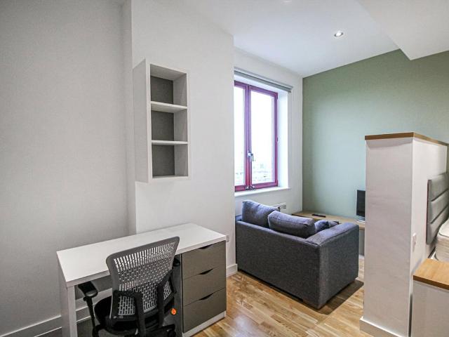 Studio to rent