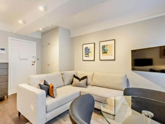 Studio to rent
