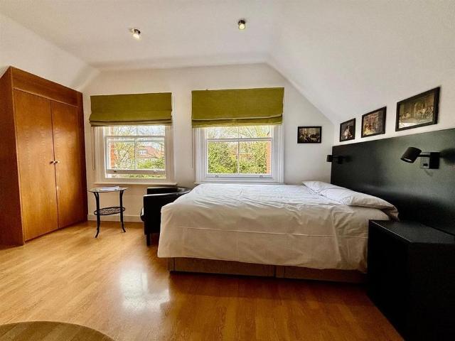 Studio to rent