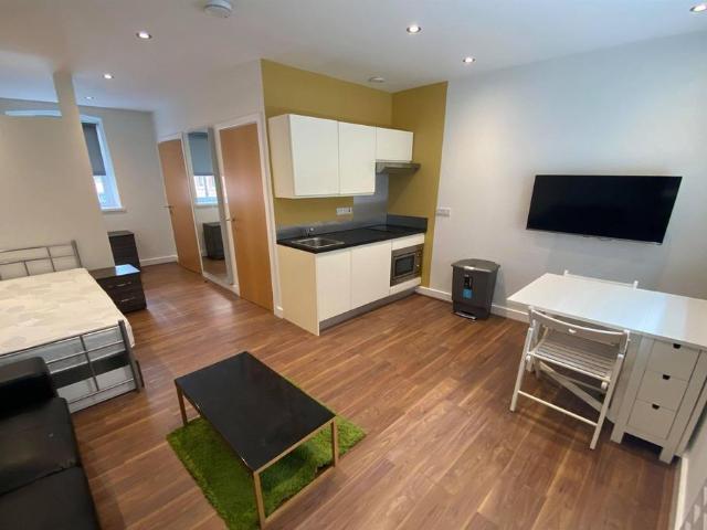 Studio to rent