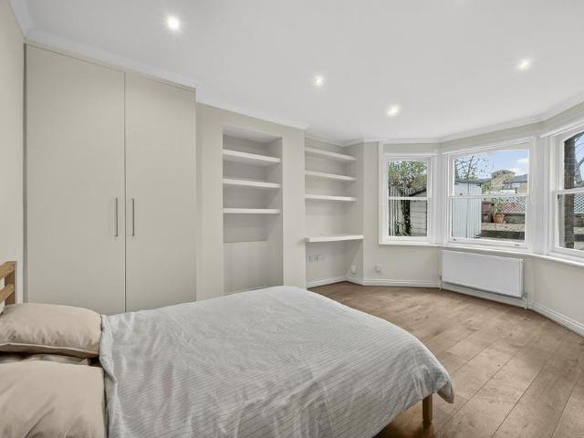 Studio to rent