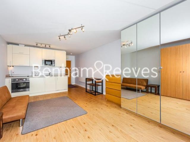Studio to rent