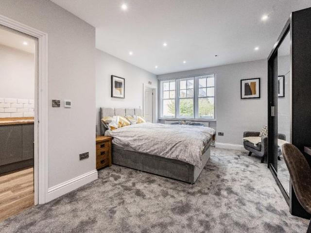 Studio to rent