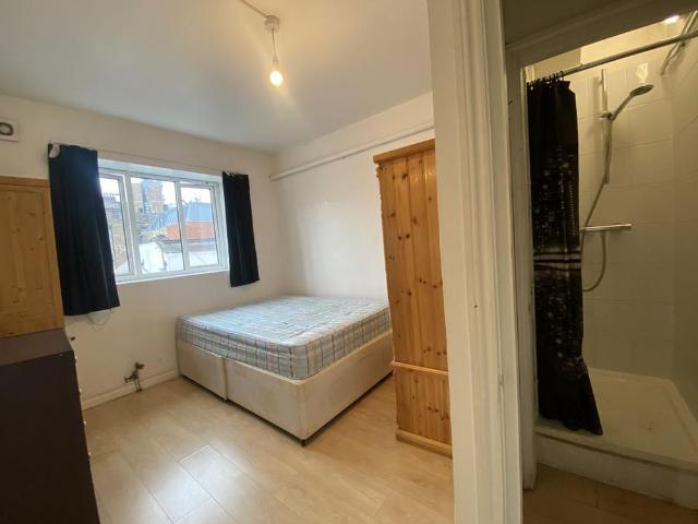 Studio to rent