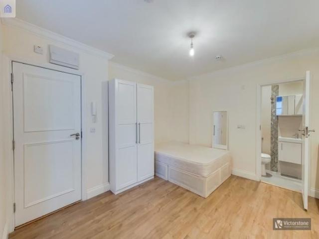 Studio to rent