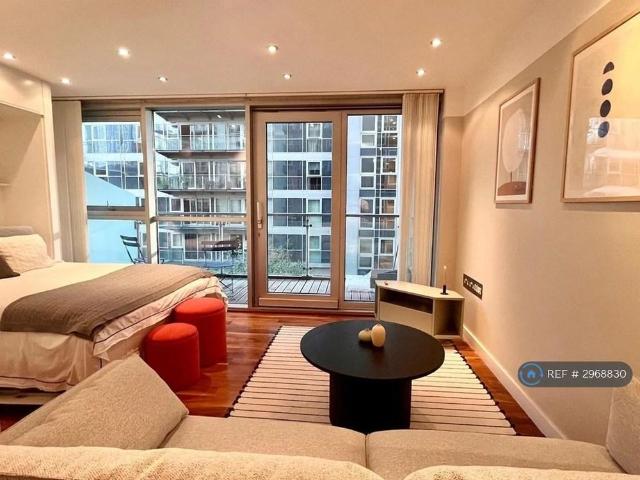 Studio to rent