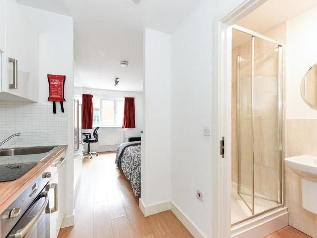 Studio to rent
