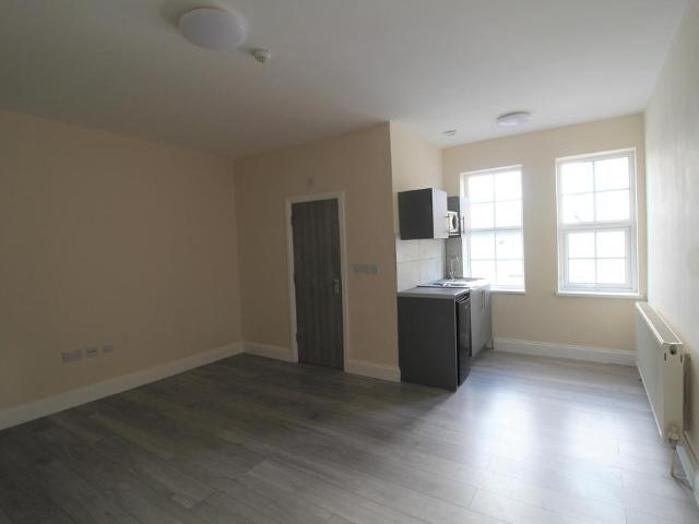 Studio to rent