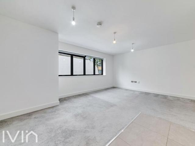Studio to rent