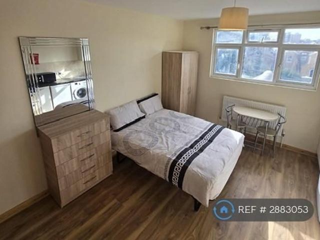 Studio to rent