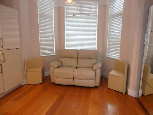 Studio to rent