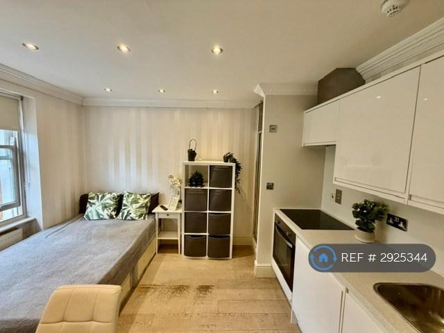 Studio to rent